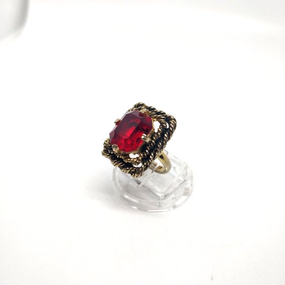 Sarah Coventry | Jewelry | Vintage Sarah Coventry Ring Majorca Red ...